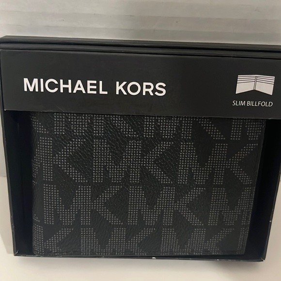 Michael Kors | Accessories | Nwt Michael Kors Mens Signature Logo Slim Billfoldwallet Black ...